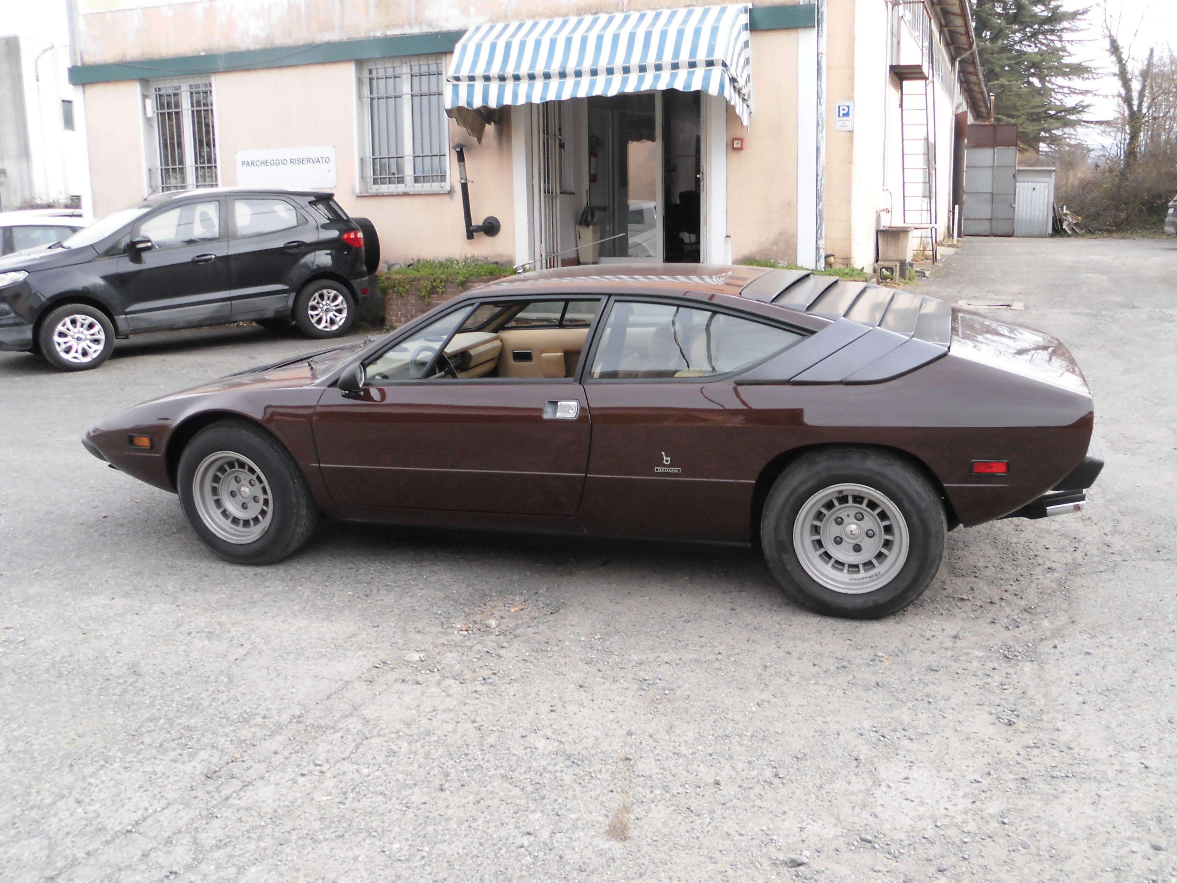 Lamborghini URRACO  P117  8V