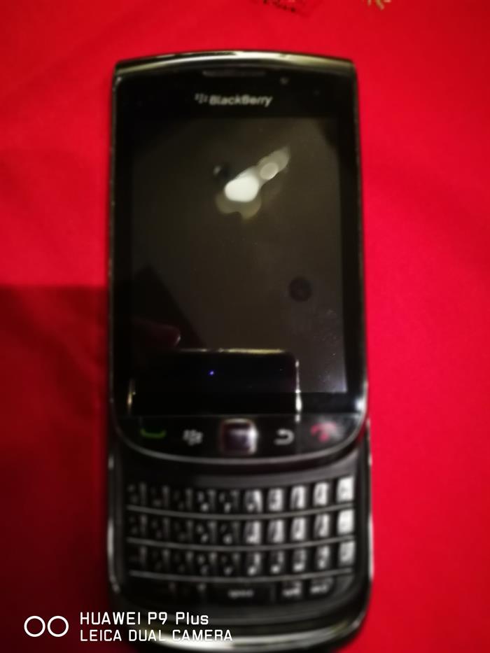 BLACKBERRY TORCH 9800