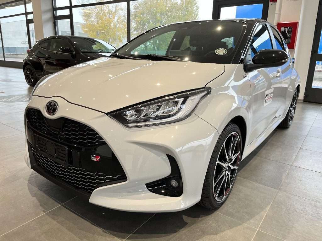 Toyota Yaris1.5 Hybrid 5 porte GR Sport