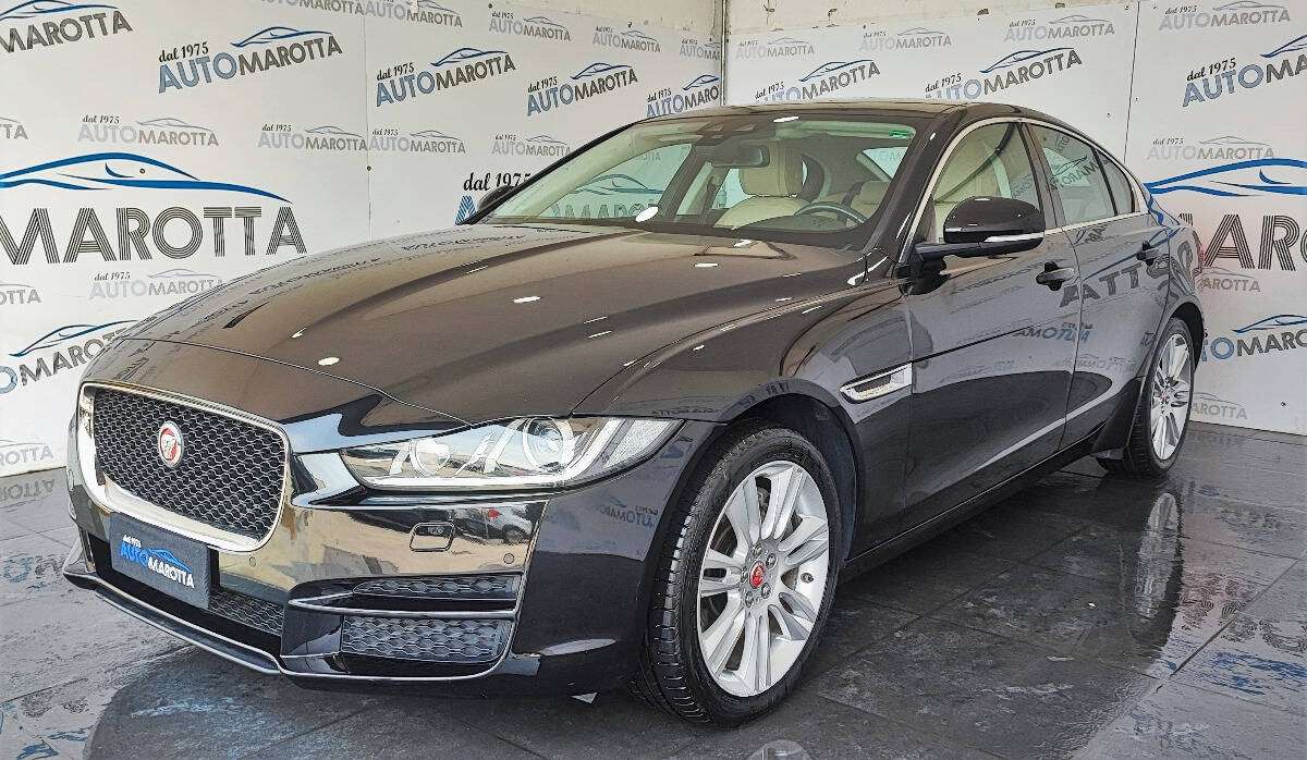 Jaguar XE2.0d i4 Portfolio awd 180cv PELLE! RETRO!