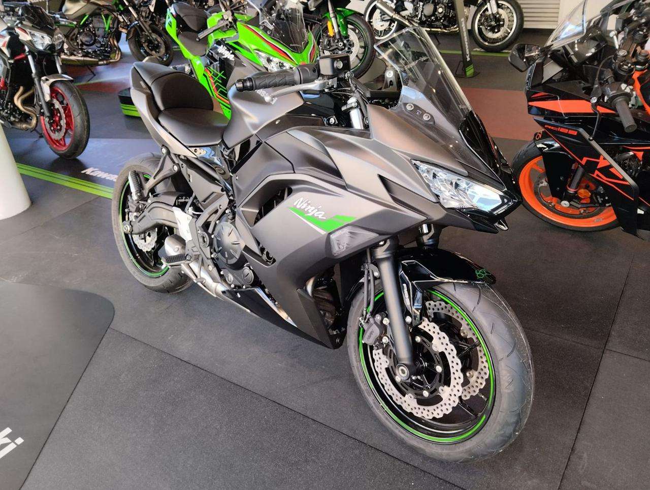 Kawasaki Ninja 6502023