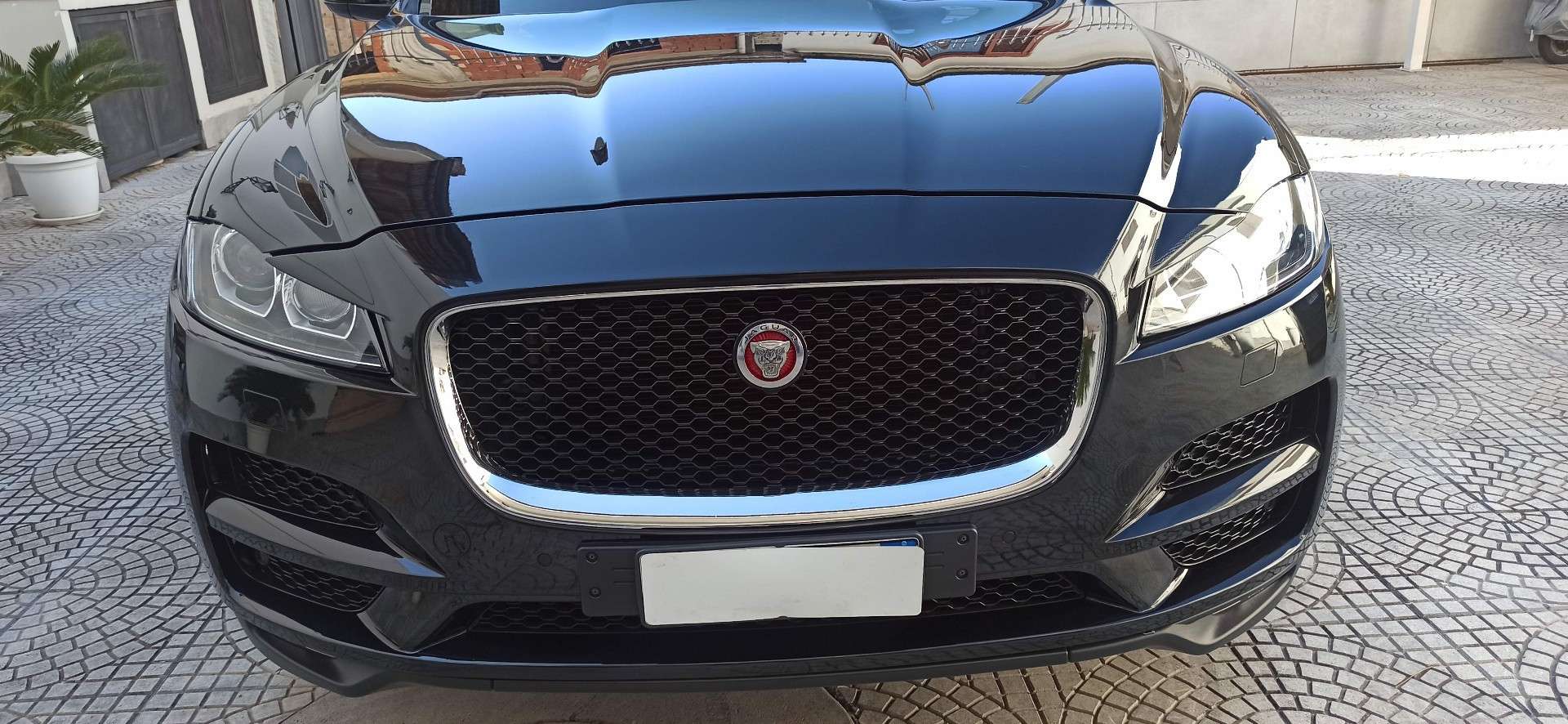 Jaguar F-Pace2.0d Prestige 180cv