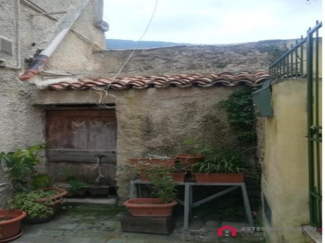 Appartamento borgo massimo d'azeglio n° 48 giuliano di roma