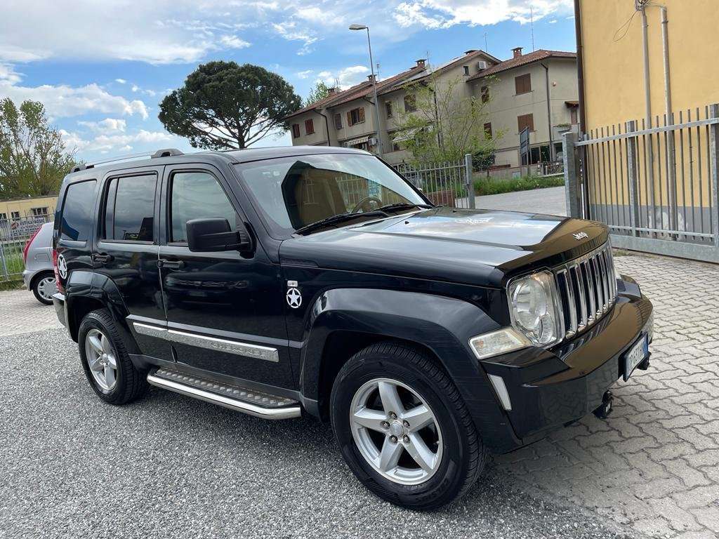 Jeep CherokeeCherokee 2.8 crd Limited dpf