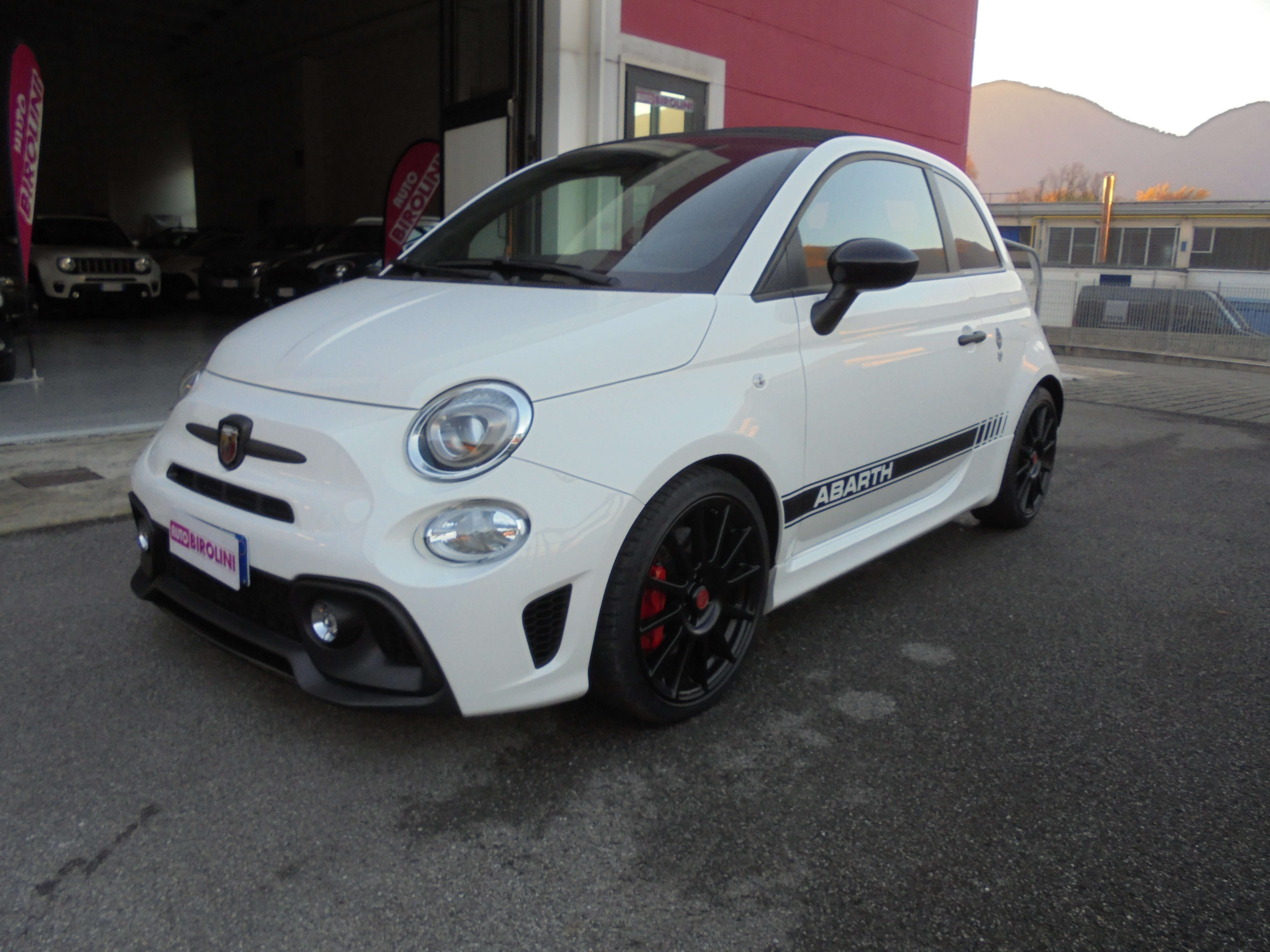 Abarth 595 CompetizioneABARTH 595C COMPETIZIONE