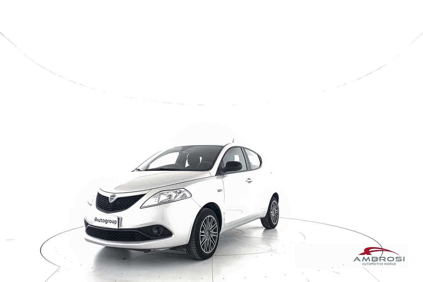 Lancia Ypsilon1.2 69 CV 5 porte S&S Elefantino Blu