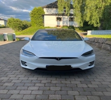 Tesla x 75D