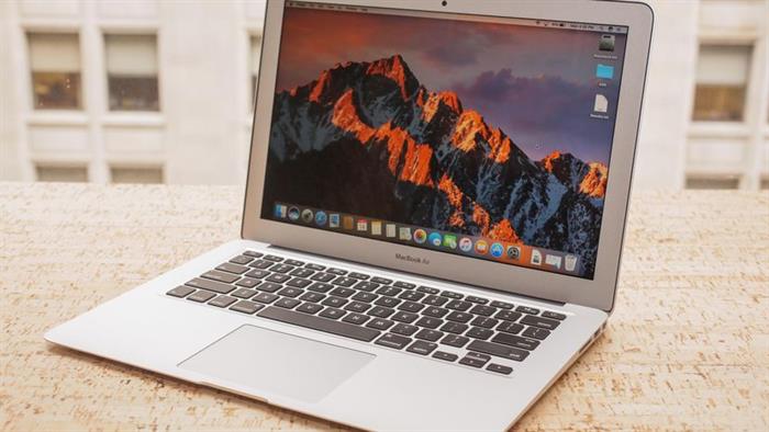 MACBOOK AIR 13"