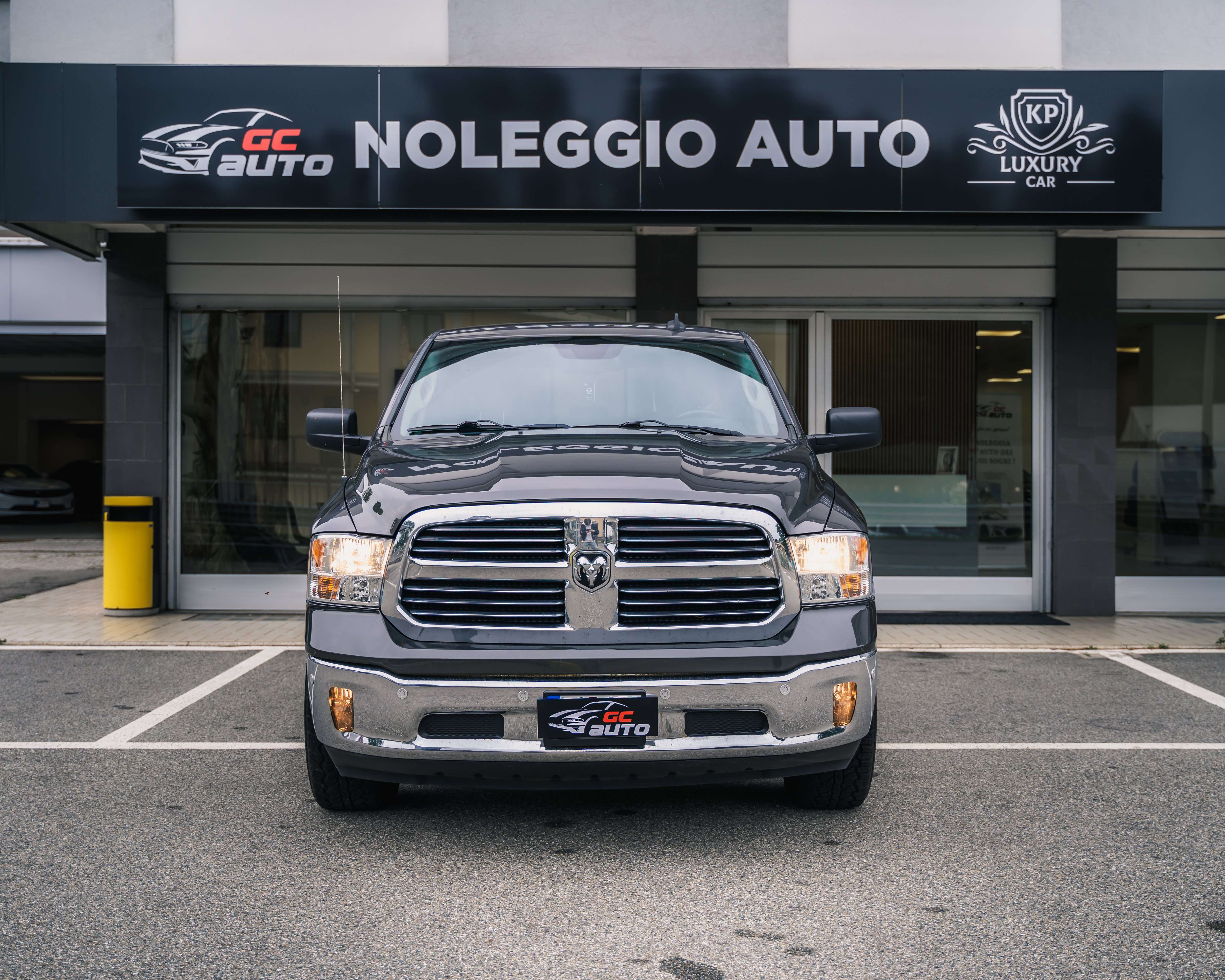 Dodge RAM5.7 V8 HEMI 1500