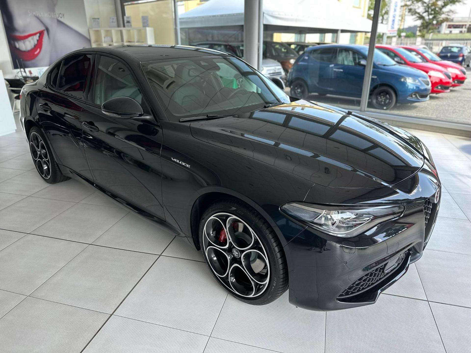 Alfa Romeo Giulia2.2 Turbodiesel 210 CV AT8 AWD Q4 Veloce