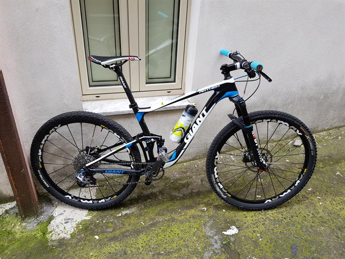 MTB FULL GIANT ANTHEM TOP DI GAMMA 27,5