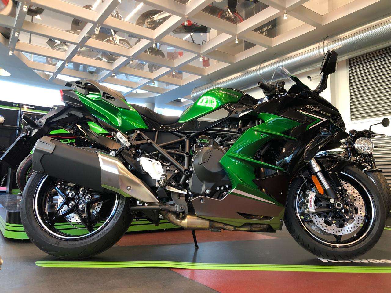 Kawasaki Ninjia H2 H2 SX