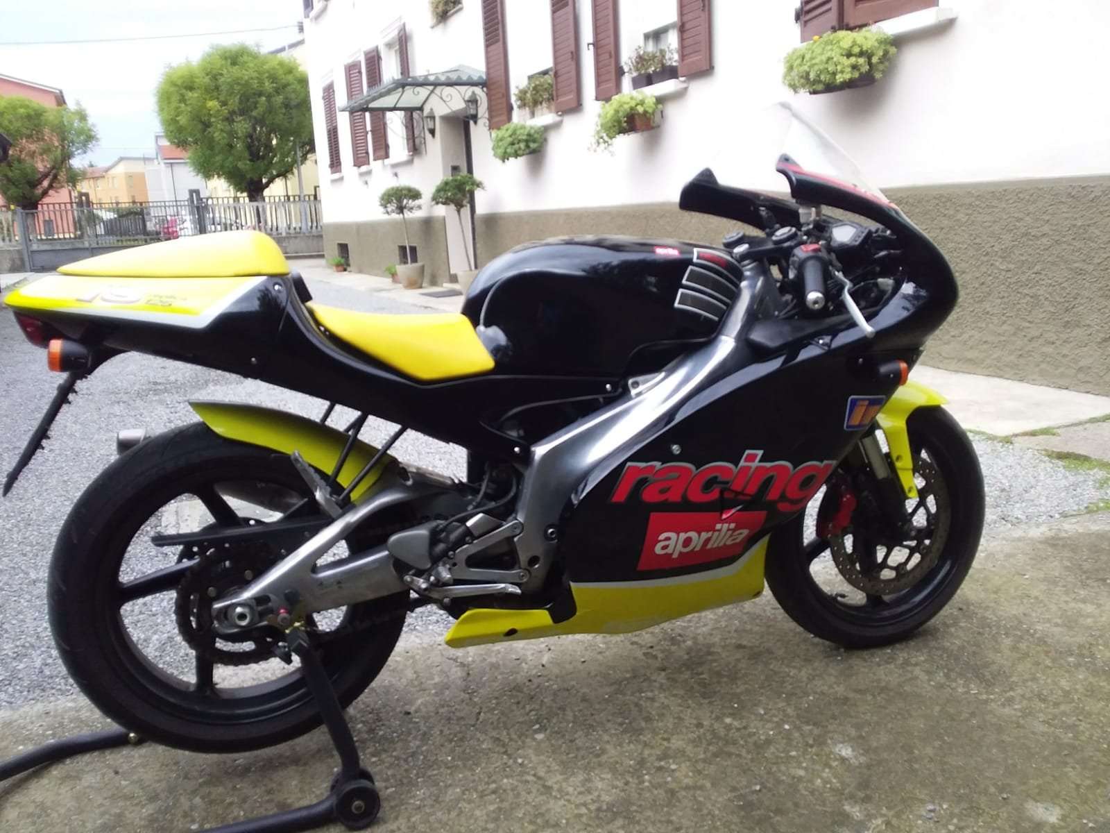 Aprilia RS 125Replica