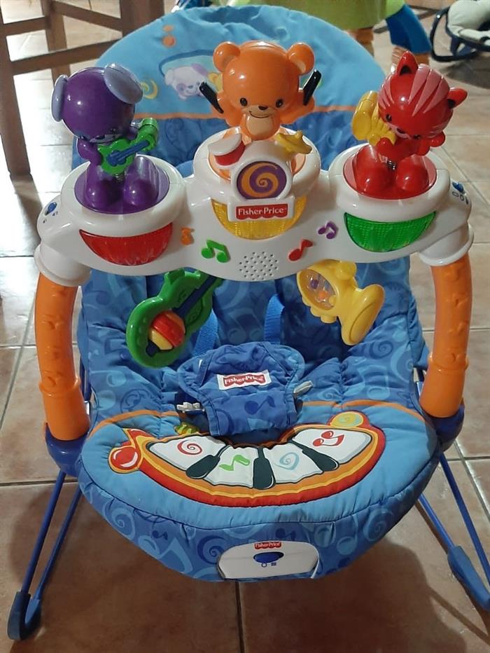 SDRAIETTA CON ATTIVITA' FISHER PRICE