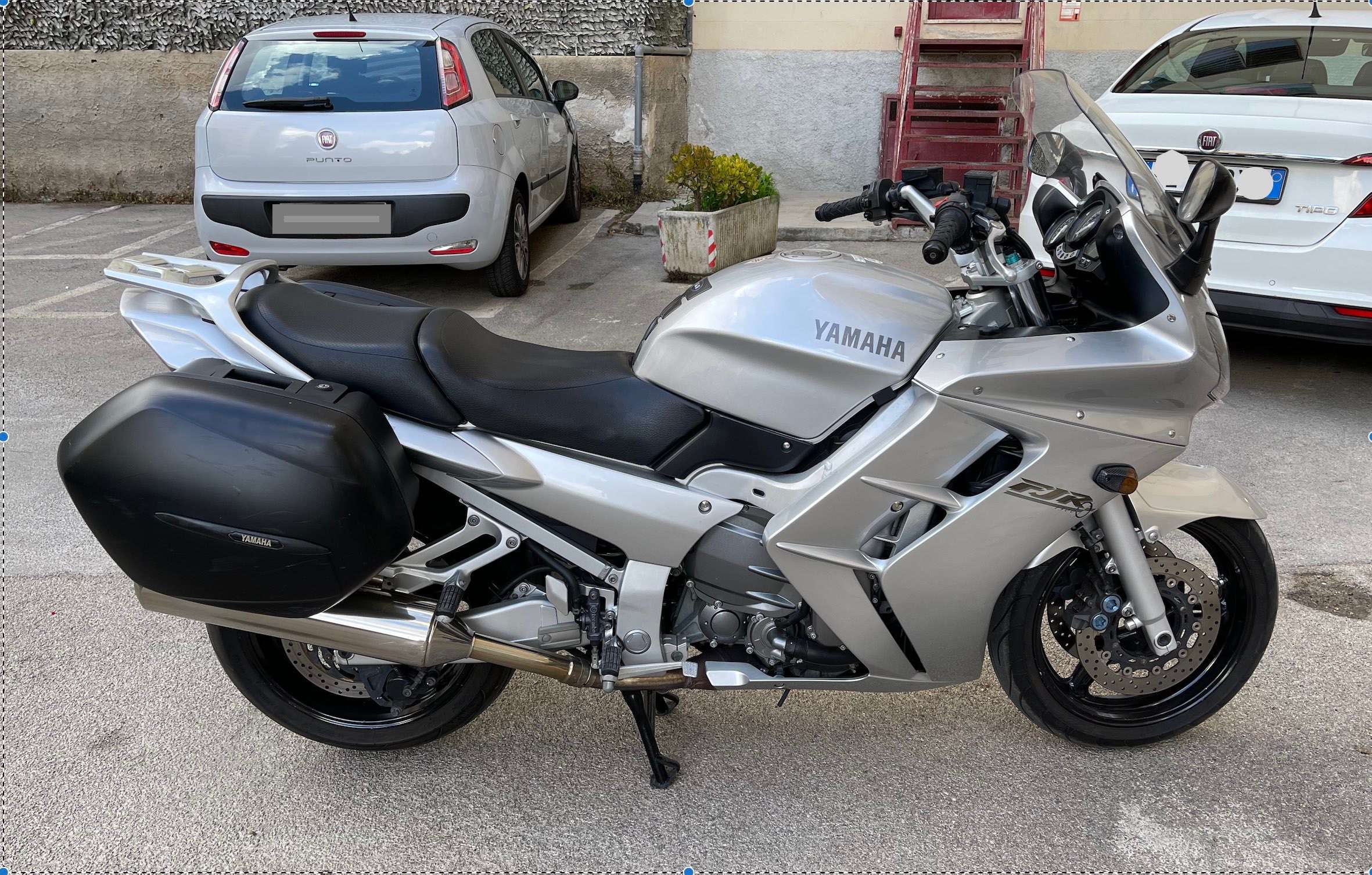 Yamaha FJR 1300RP04