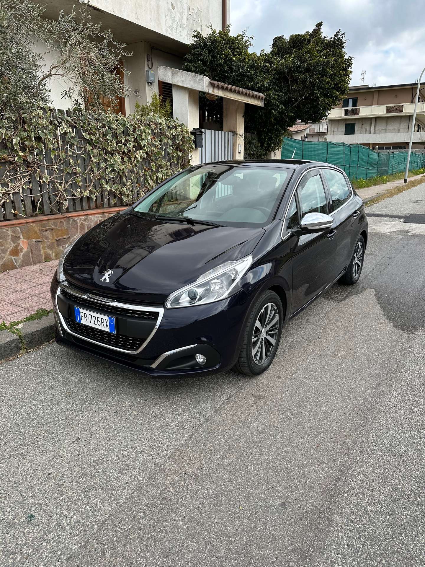 Peugeot 2085p 1.6 bluehdi Allure 75cv