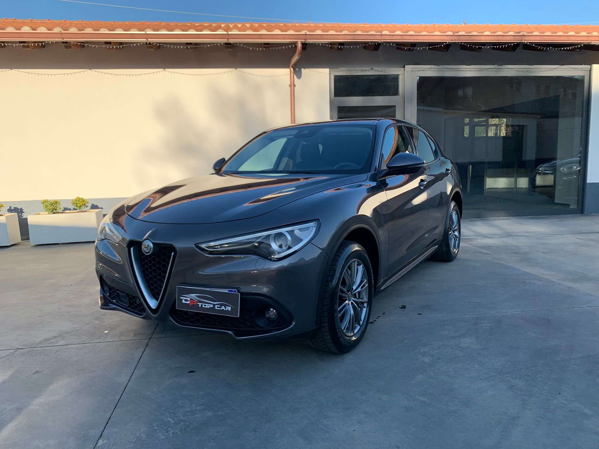 Alfa Romeo StelvioStelvio 2.2 t Q4 210cv auto*Navigatore*Fari Led*18