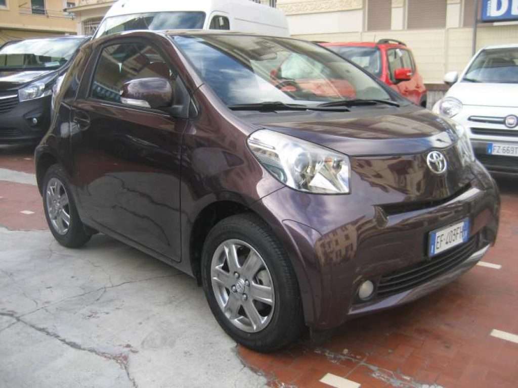 Toyota iQ1.0 SOL