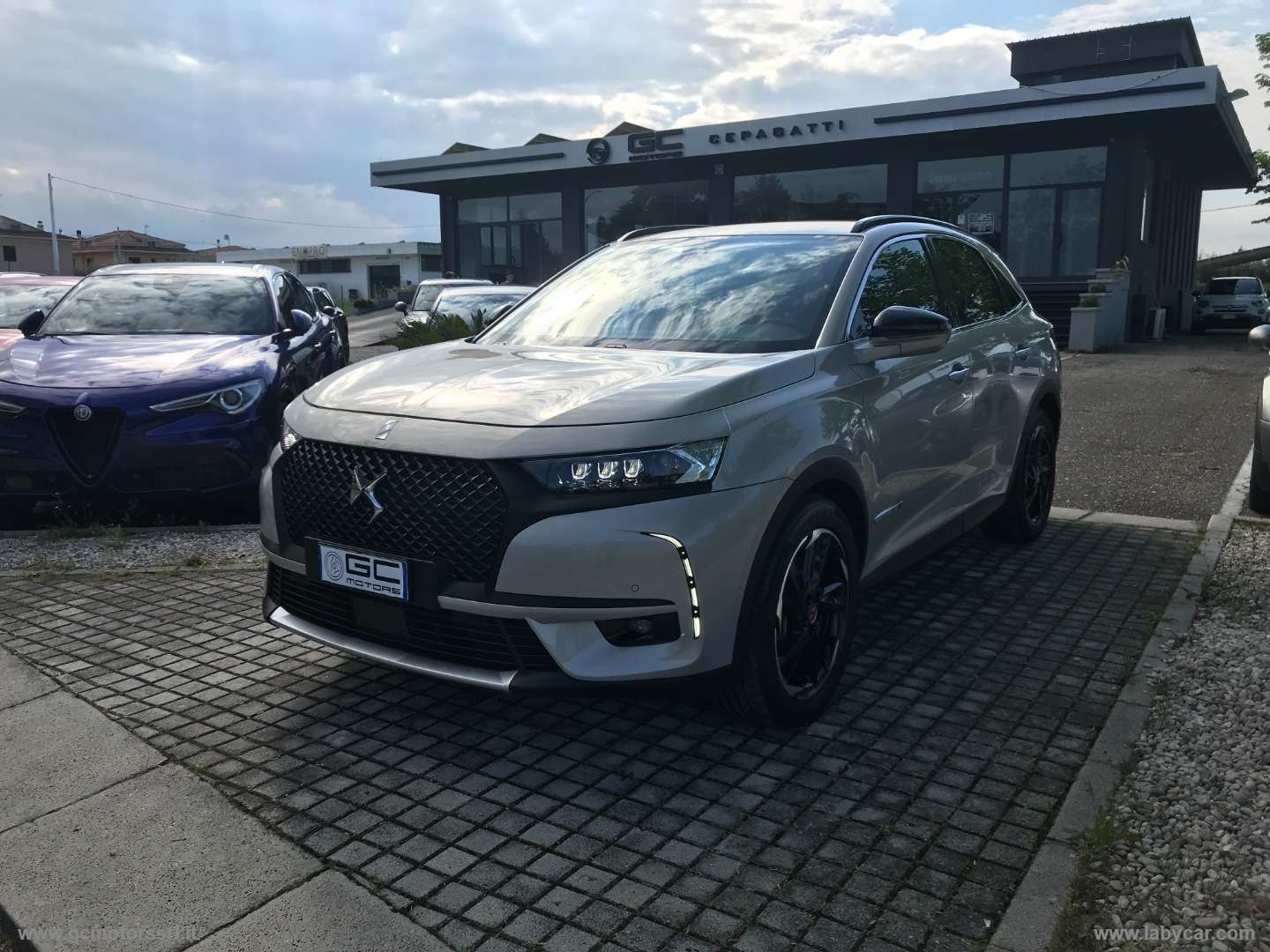 DS Automobiles DS 7 CrossbackDS 7 Crossback E-Tense 4x4 Perform. Line +