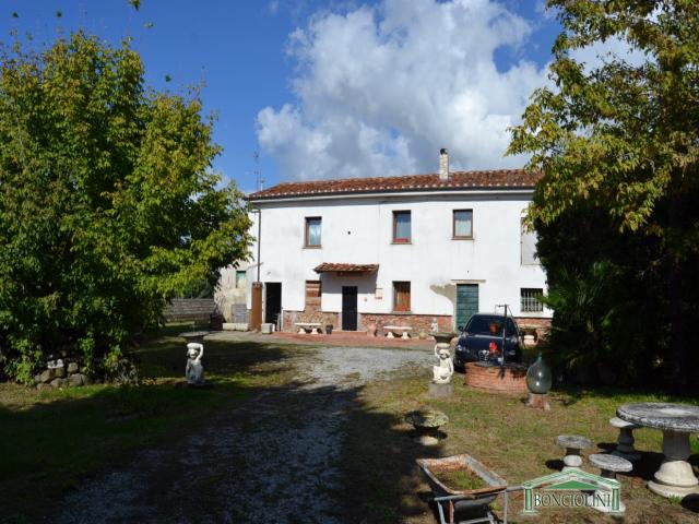 Villetta con terreno a ponte buggianese