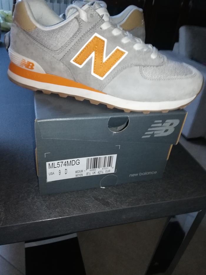 NEW BALANCE 574