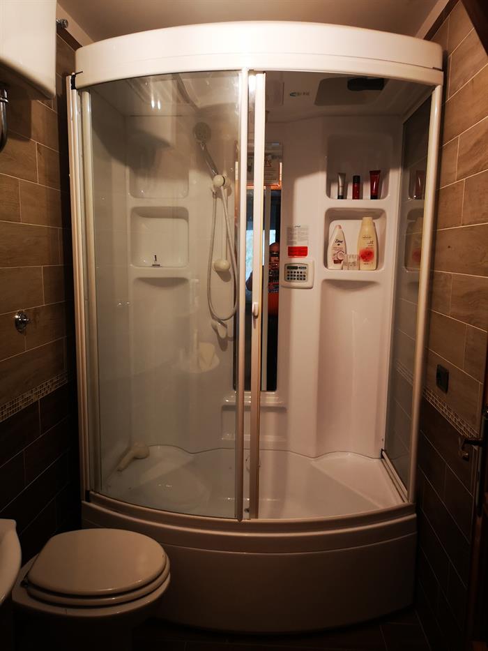 CABINA DOCCIA VASCA TEUCO CON SAUNA BAGNO TURCO