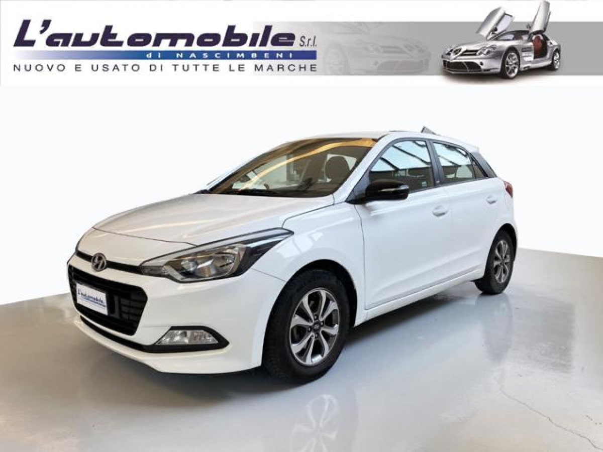 HYUNDAI i20 2ª serie i20 1.2 5 porte Blackline