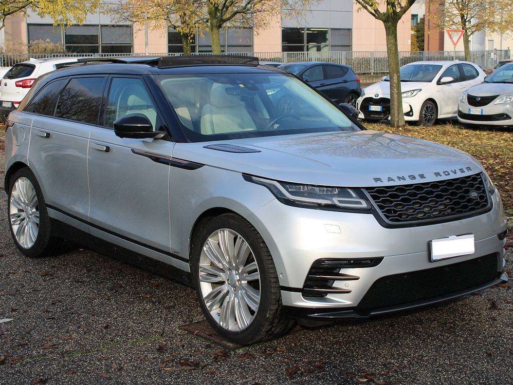 Land Rover Range Rover VelarRange Rover Velar 2017 2.0 i4 R-Dynamic SE 240c