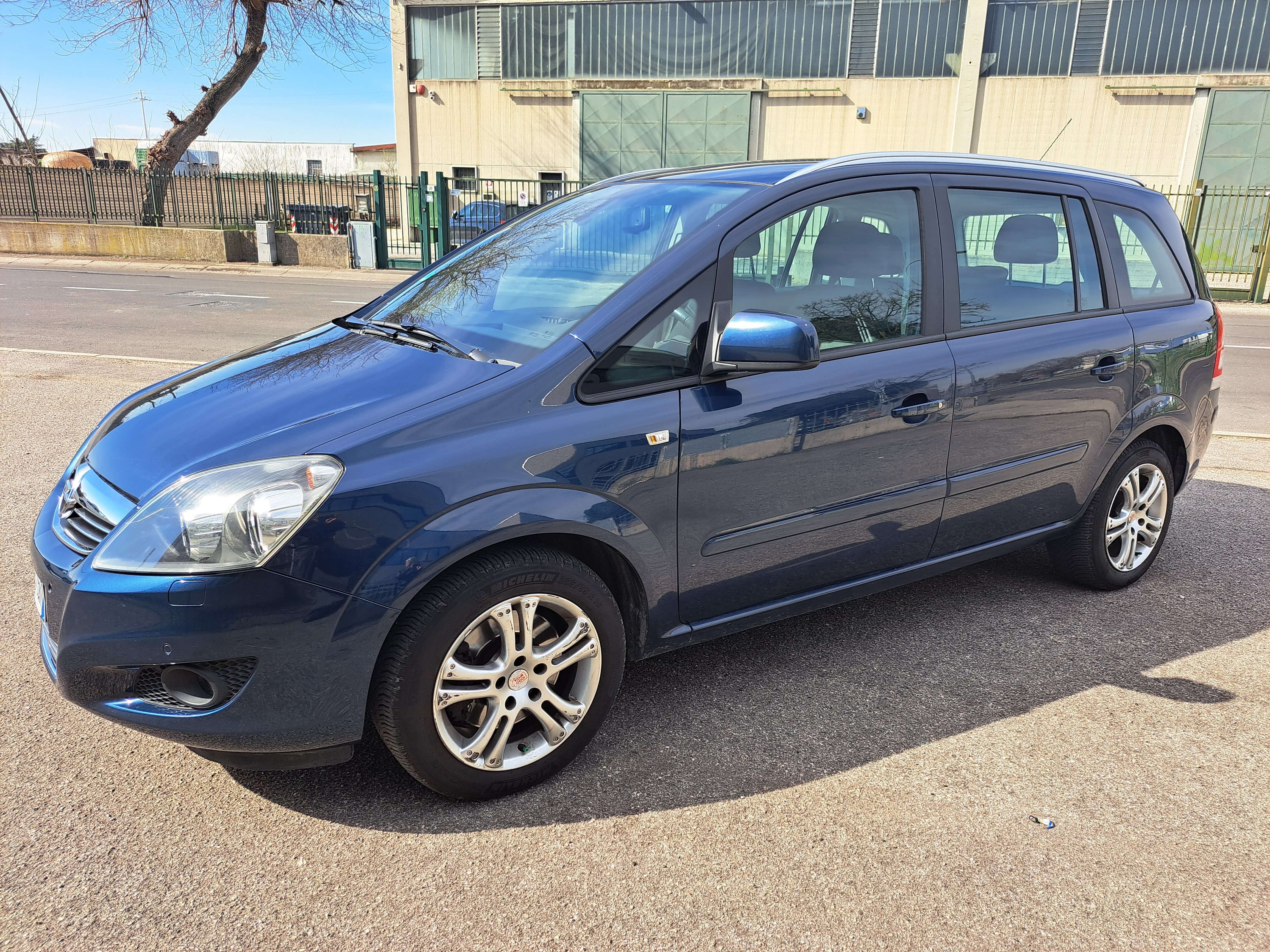 Opel ZafiraZafira 1.6 One ecoM 150cv 7 posti gancio traino