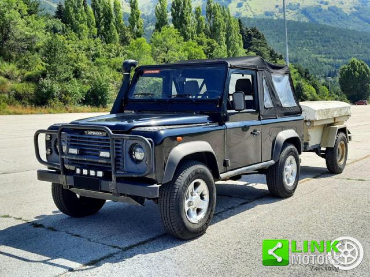 LAND ROVER Defender Defender 110 2.5 Td5 cat Hard-Top SE