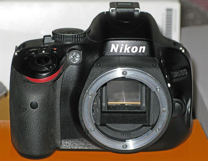 FOTOCAMERA NIKON D5100