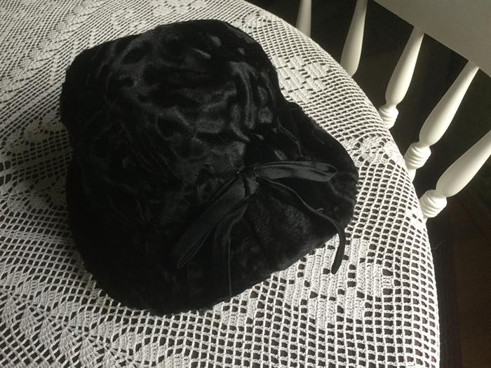 CAPPELLI IN VERA PELLICCIA