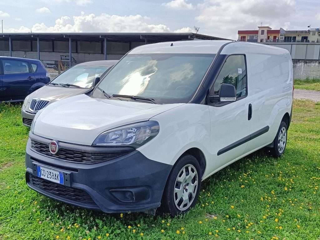 Fiat DobloDoblò 1.6 MJT 105CV S&S PL-TN Cargo Maxi Lounge