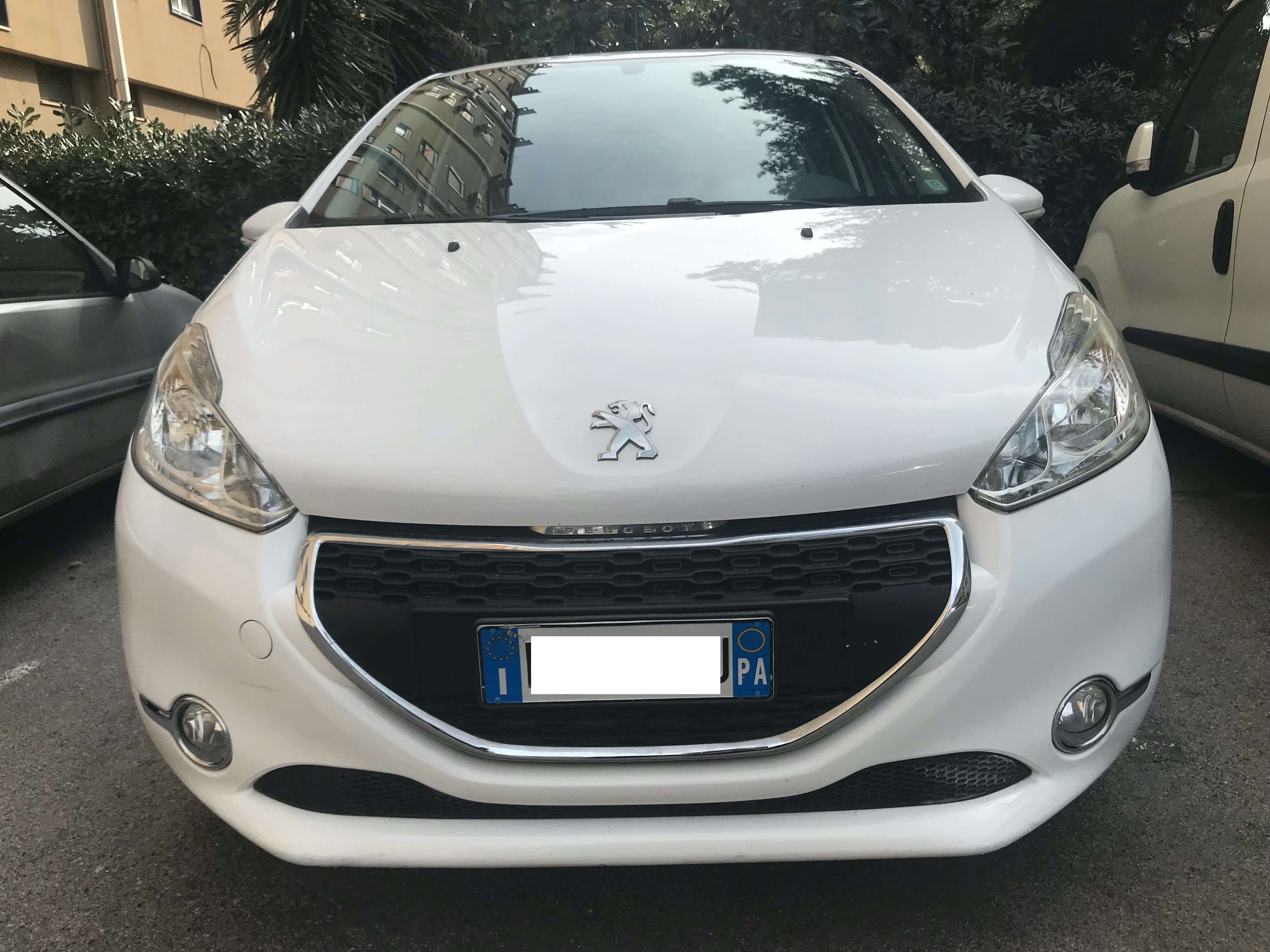 Peugeot 2085p 1.4 hdi 8v Active