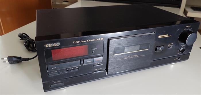 STEREO CASSETTE DECK (V-610 TEAC)