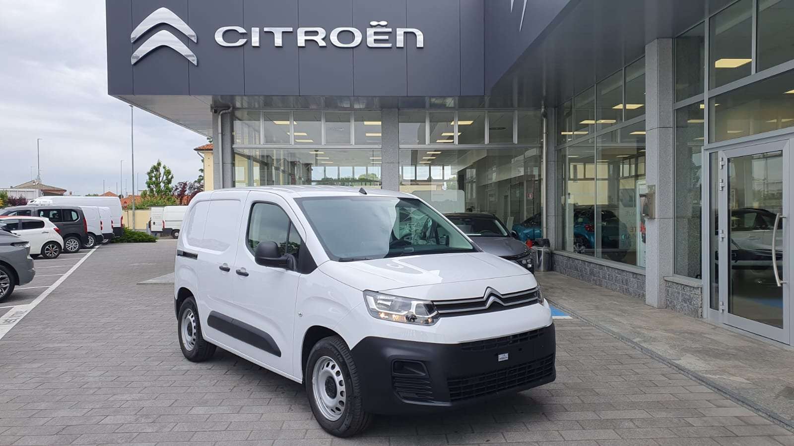 Citroen BerlingoVAN Elettrico 136cv - 50 kWh M CLUB ECOBONUS