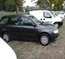 Fiat stilo 1600 16 v anno 2007 km 147.000 Tel 3357152790