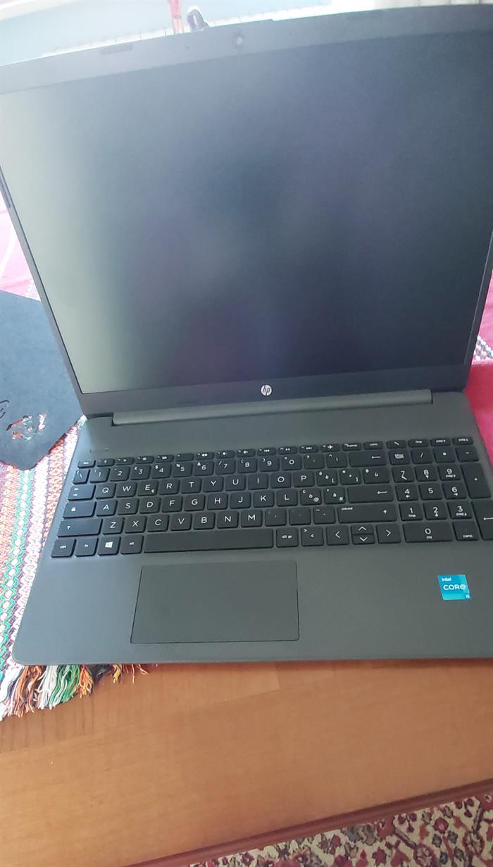 NUOVO LAPTOP HP