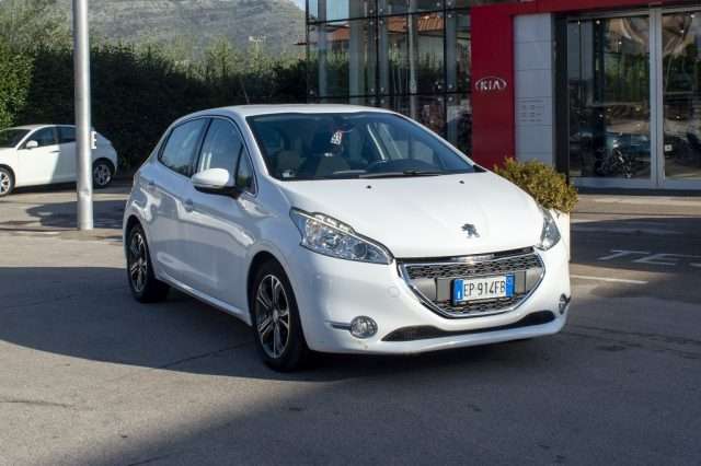 Peugeot 2081.6 8V e-HDi 92CV Stop&Start 5p. Allure