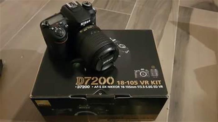 NIKON D7200