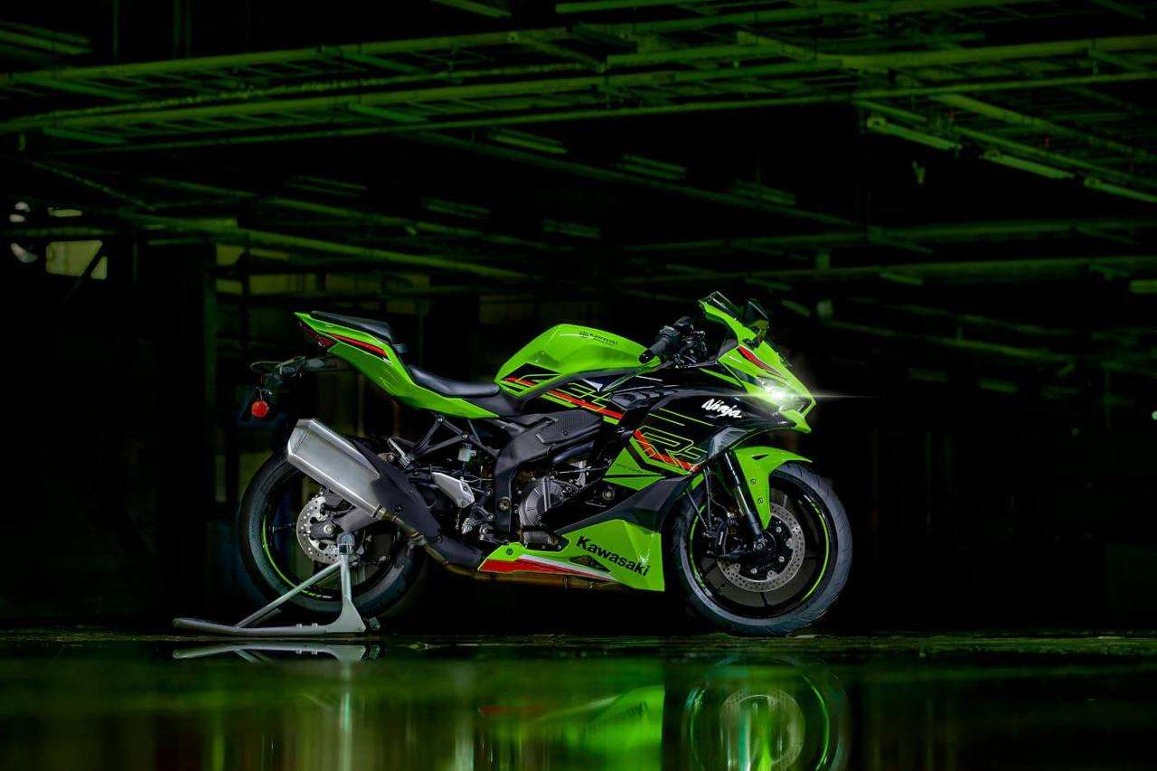 Kawasaki Ninja 400RR 2024 quattro cilindri