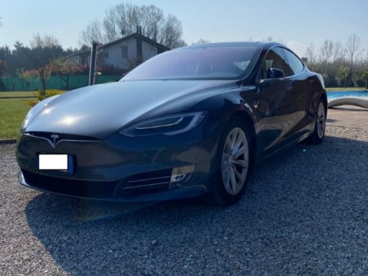 TESLA Model S Model S 100kWh Performance All-Wheel Drive