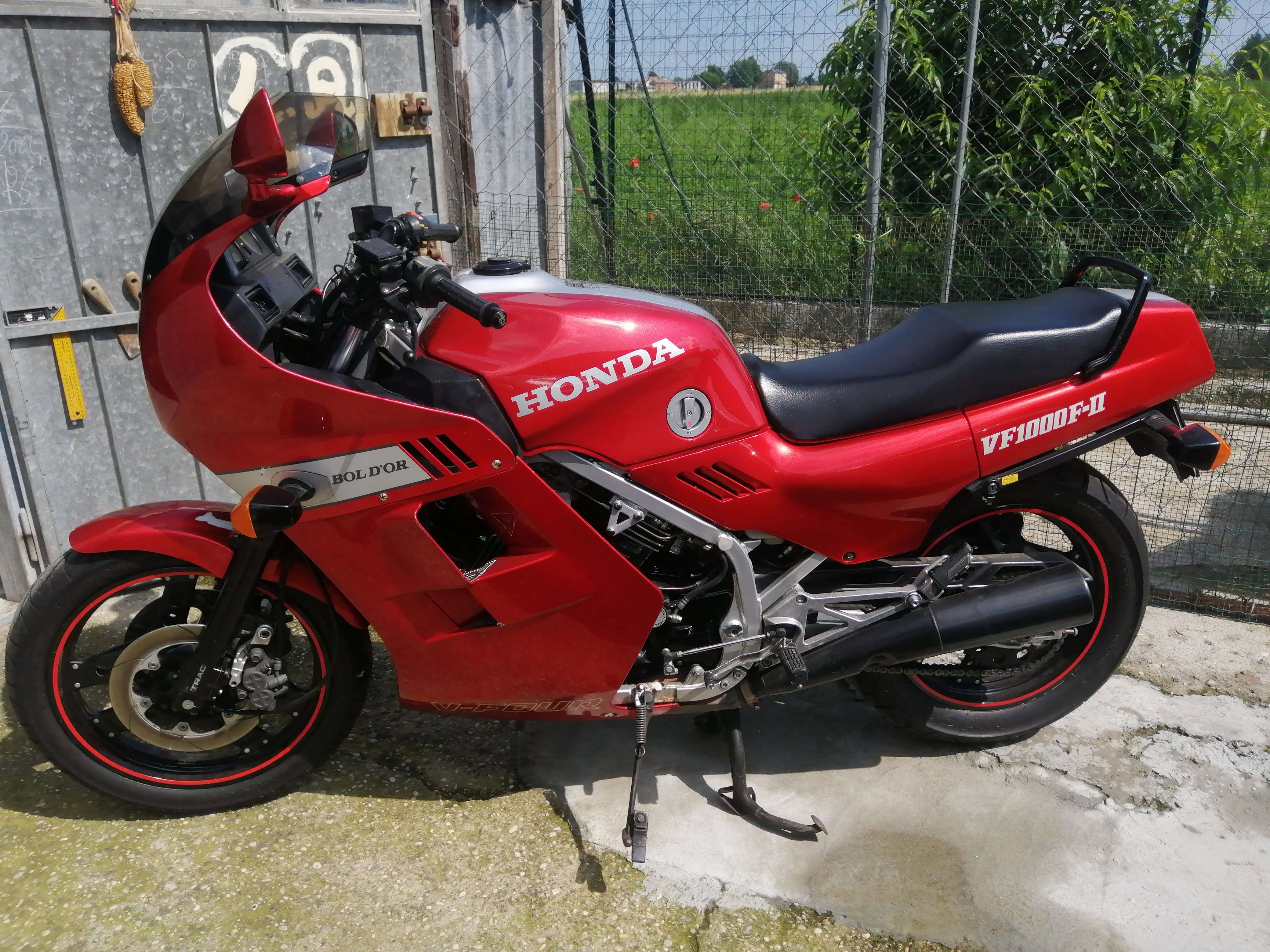 Honda VF 1000VF2 1000 BOL D'OR