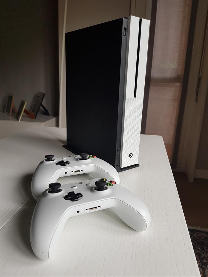 XBOX ONE S 500 GB/GO