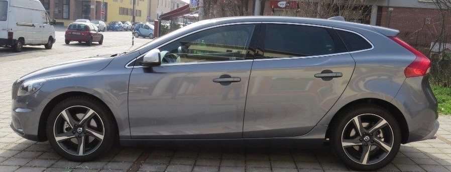 Volvo V40V40 2.0 d2 R-design Momentum