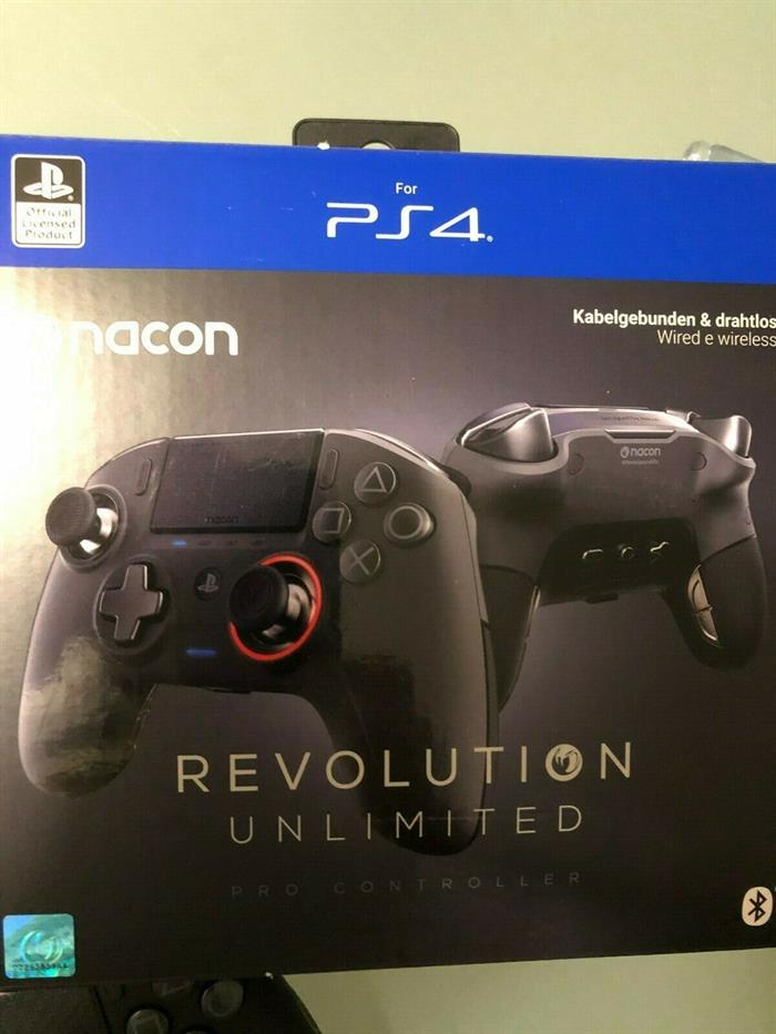 NACON REVOLUTION UNLIMITED BLUETOOTH PS4