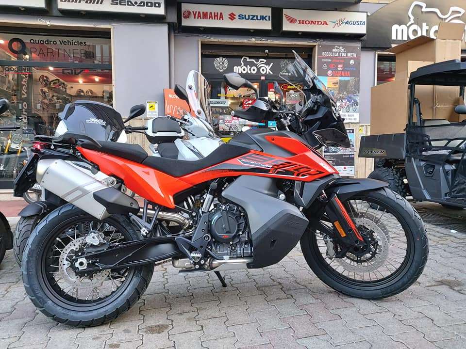 KTM 890 ADVENTURE