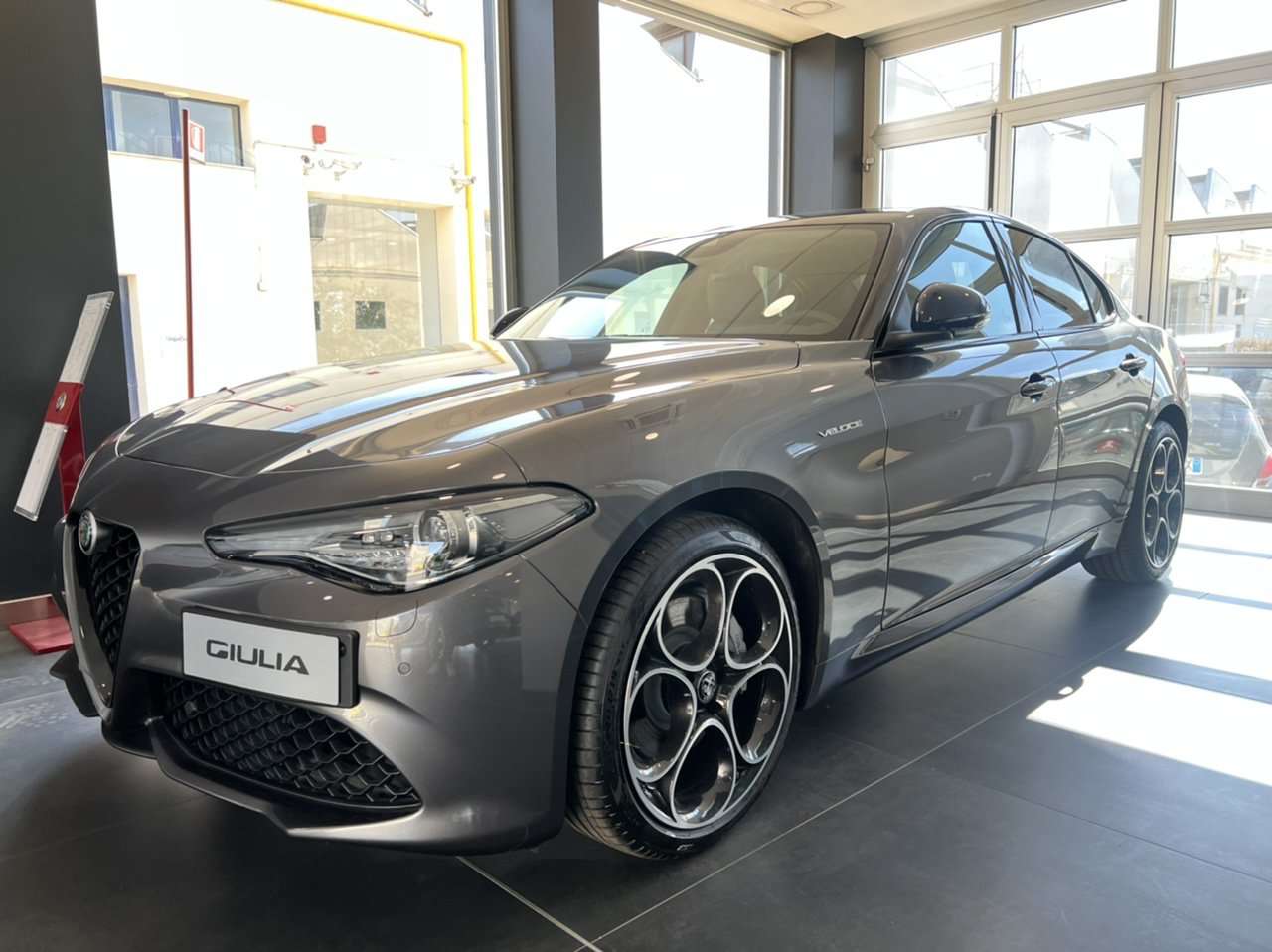 Alfa Romeo Giulia2.2 Turbodiesel 210 CV AT8 AWD Q4 Veloce