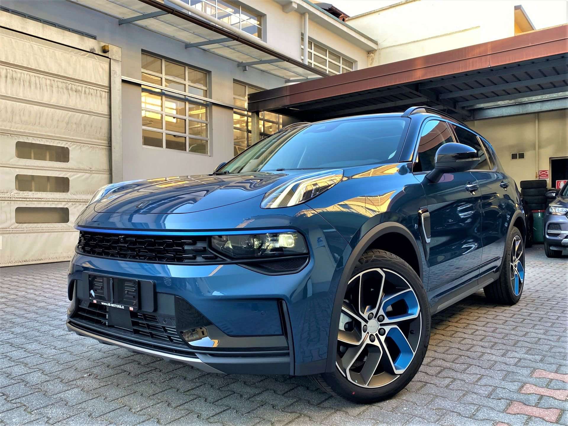 Lynk & Co 011.5 PHEV