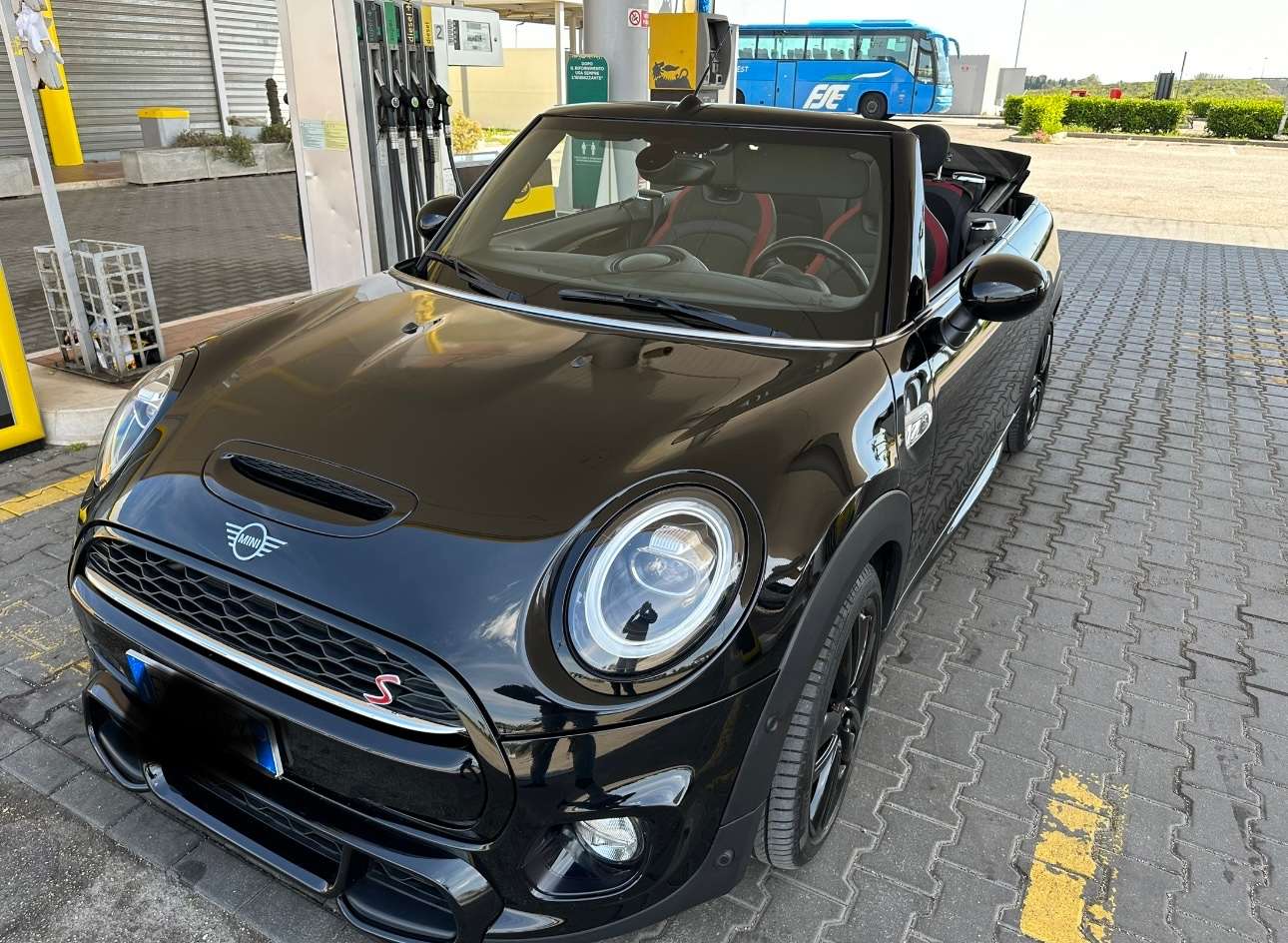 MINI Cooper SD Cabrio2.0 Hype auto